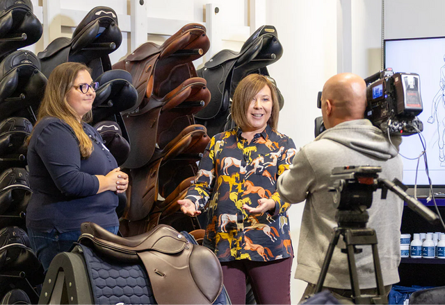 Jak testowane są kaski jeździeckie Samshield? - ochrona głowy w jeździ ...