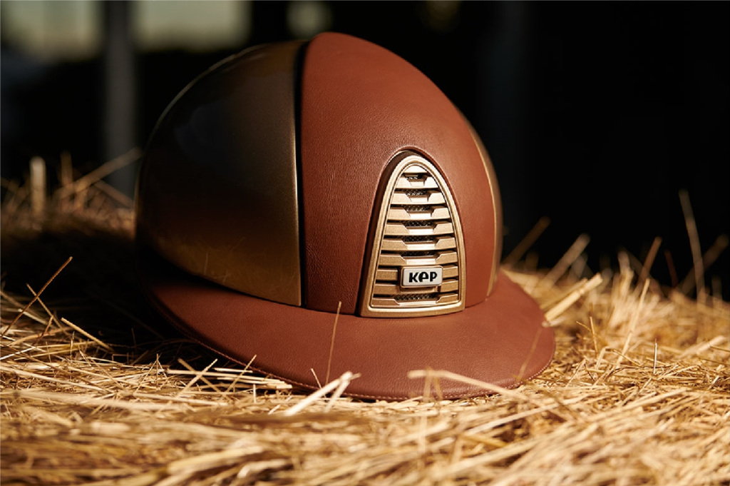 How to choose a good riding helmet? - EQUISHOP Equestrian Shop